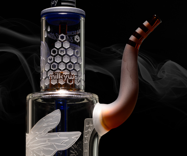 Hash Hive 9″ Hash Rig - Milkyway Glass